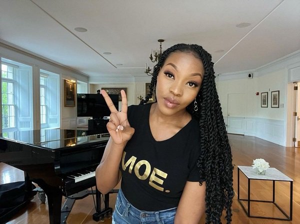 MOE. Etches Her Name In SA Music Awards History – Bagging Metro FM ...
